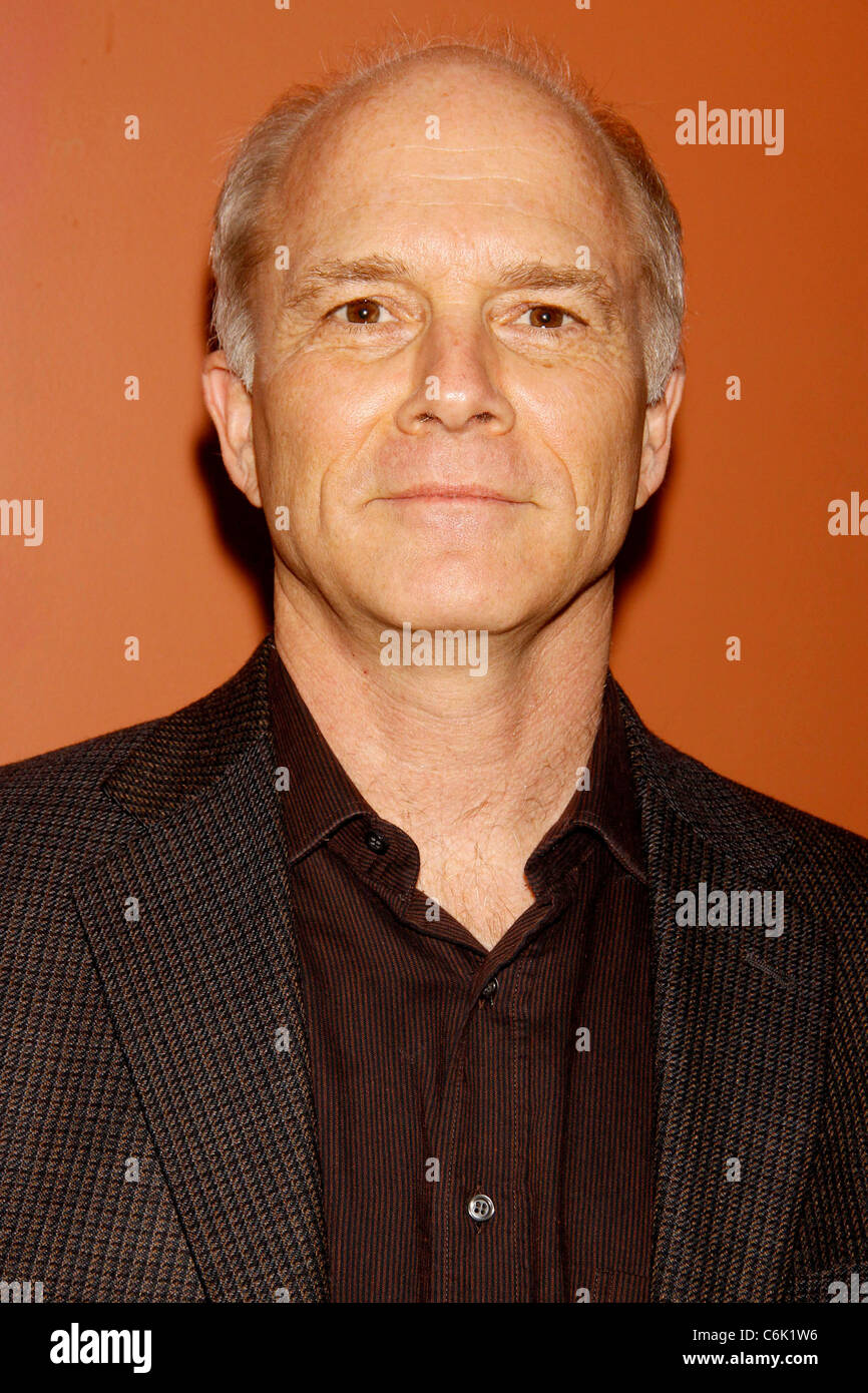 Dan Butler Bryan Cranston from the TV show 'Breaking Bad' visits ...