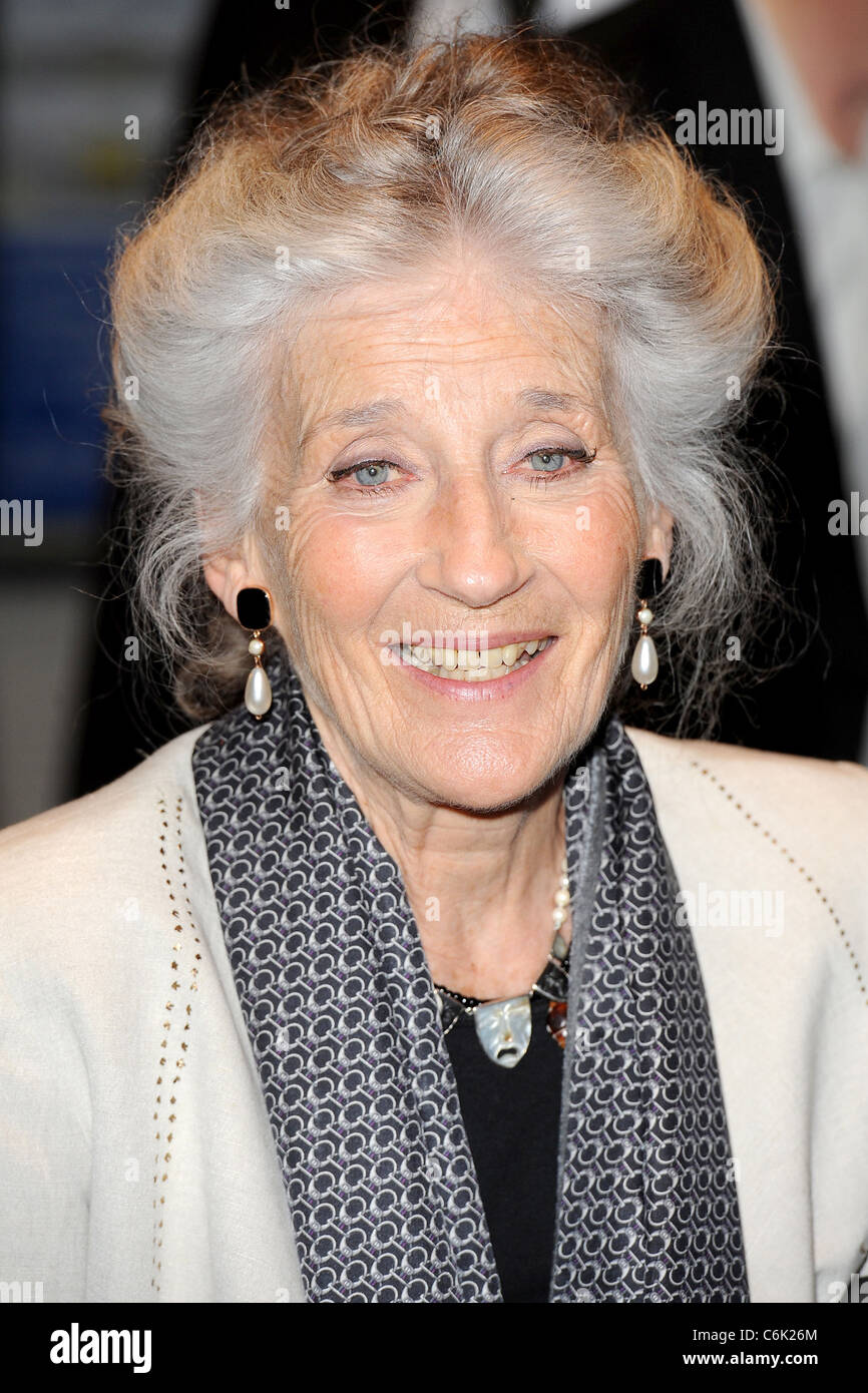 Phyllida law hi-res stock photography and images - Alamy