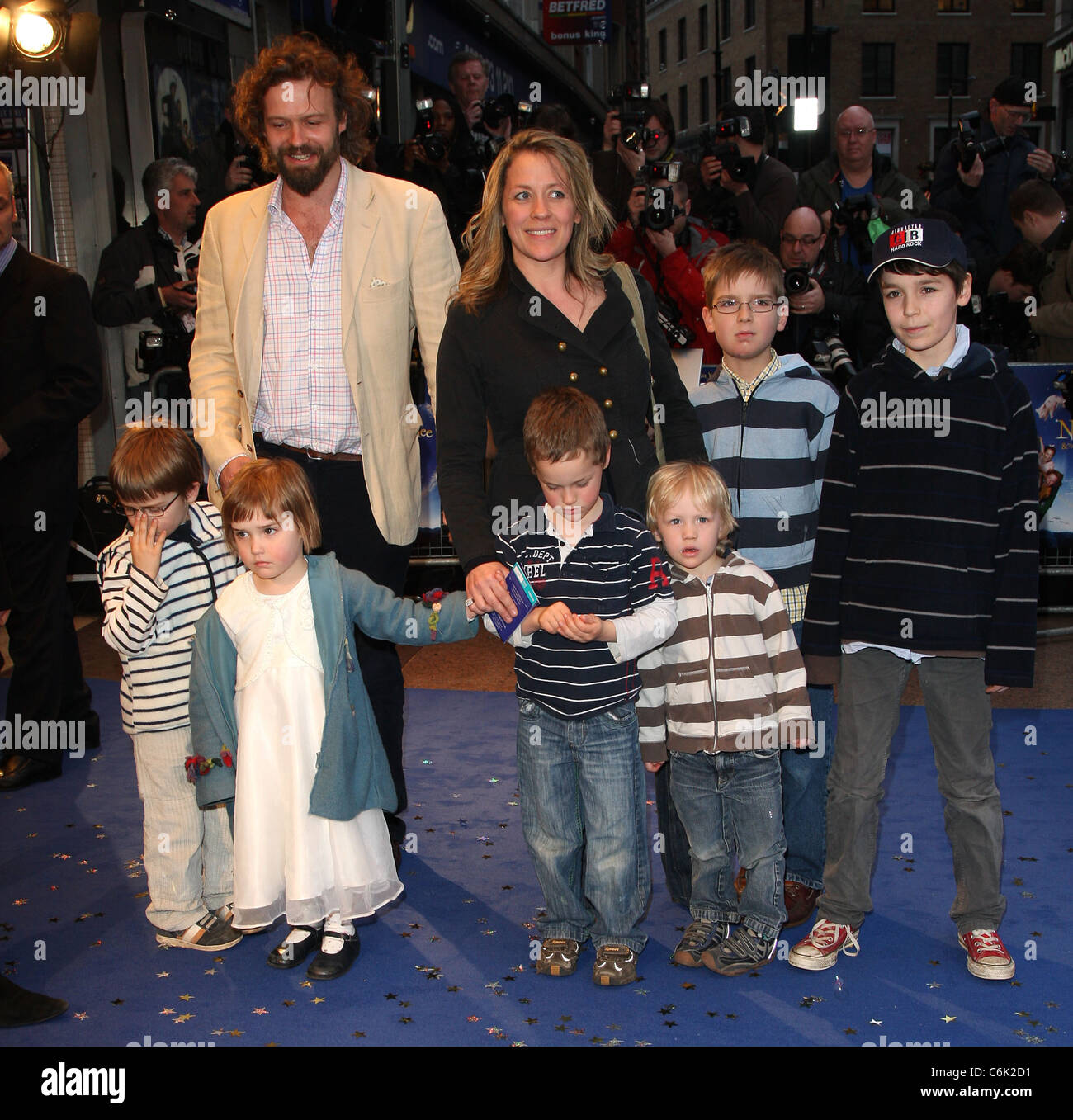 Sarah beeny family hi-res stock photography and images - Alamy