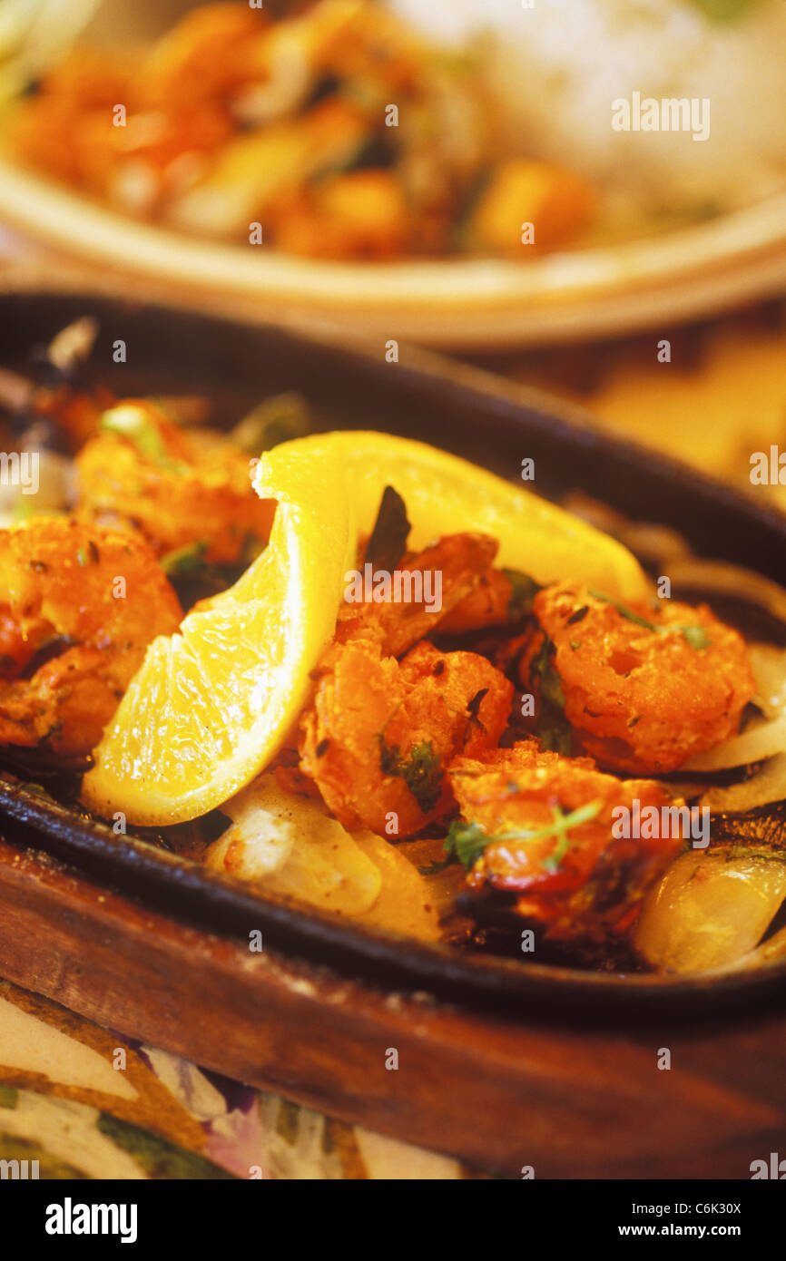 Tandoori prawns hi-res stock photography and images - Alamy