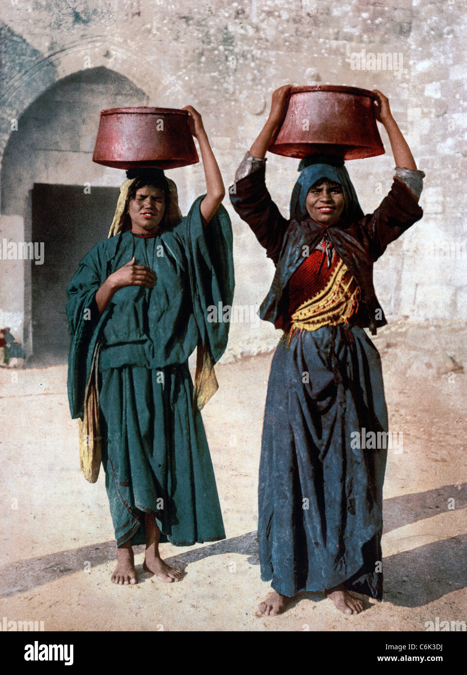 Photochrome woman High Resolution Stock Photography and Images - Alamy