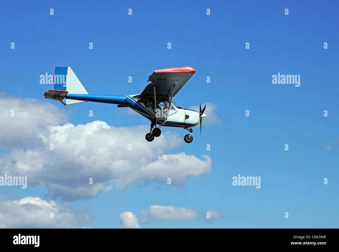 Airplane single engine hi-res stock photography and images - Alamy
