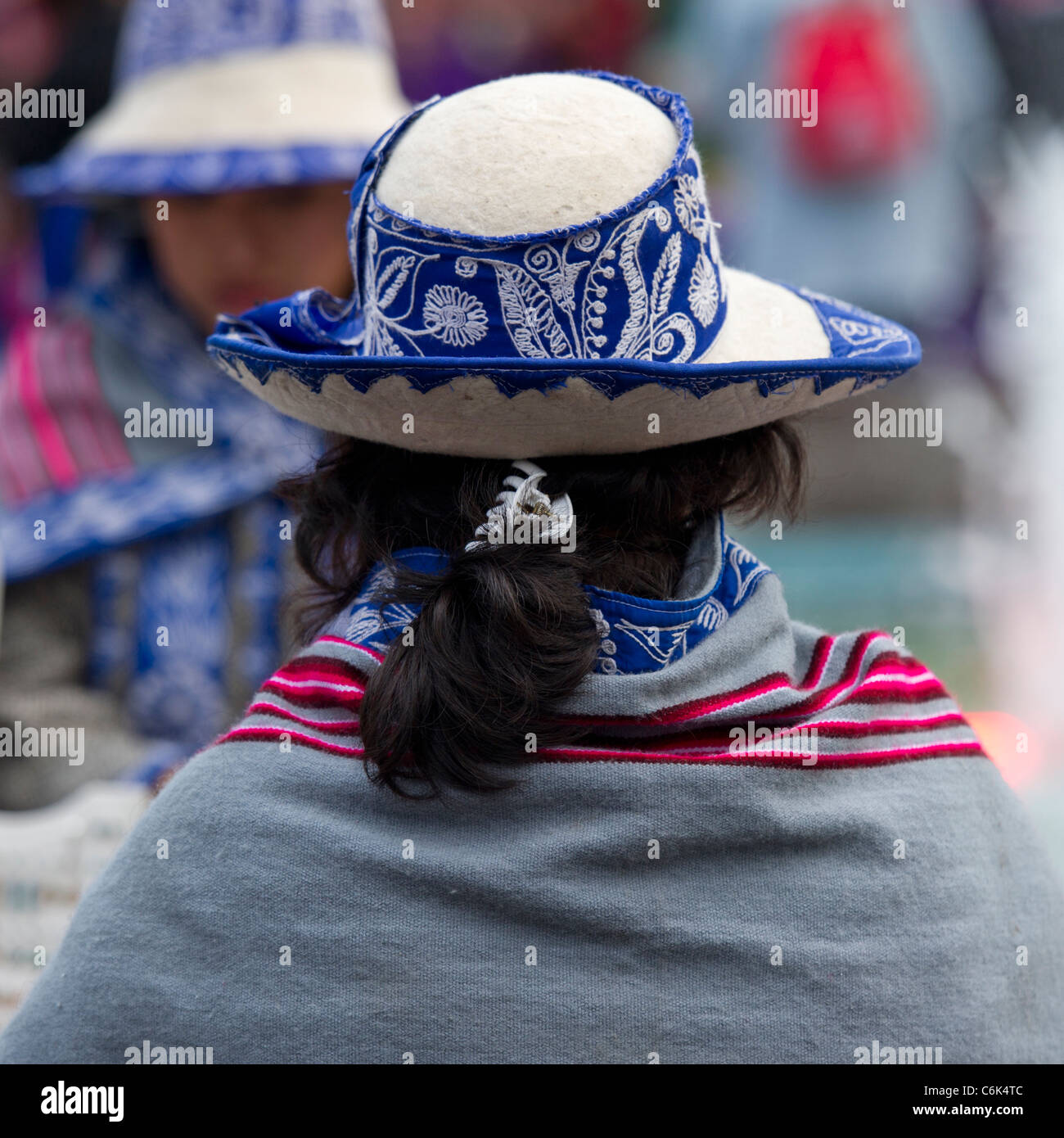 Rear view of a woman wearing a hat, Cuzco, Peru Stock Photo - Alamy