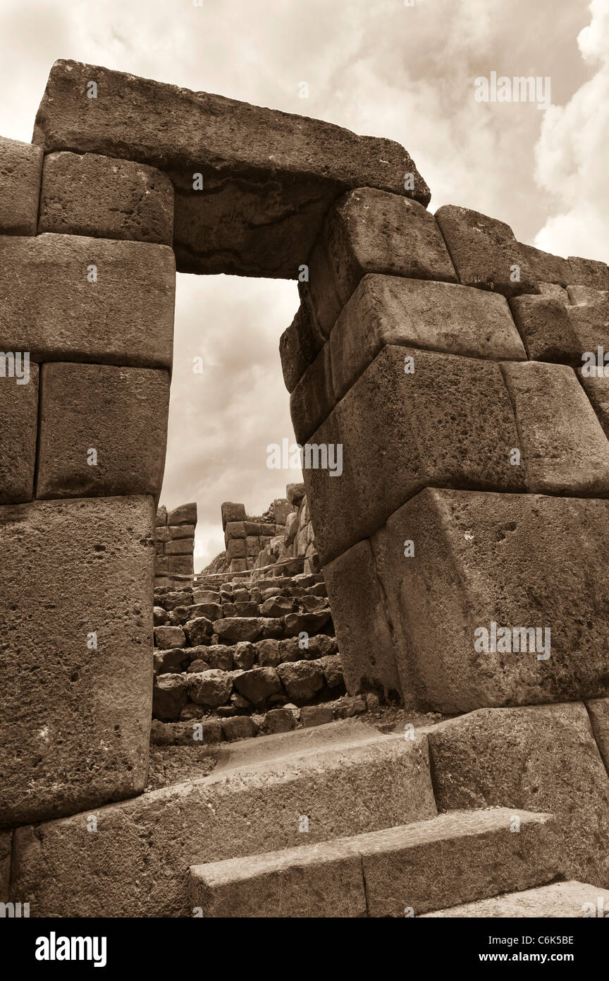 Inca Masonry ruins at Sacsayhuaman, Cuzco, Peru Stock Photo - Alamy