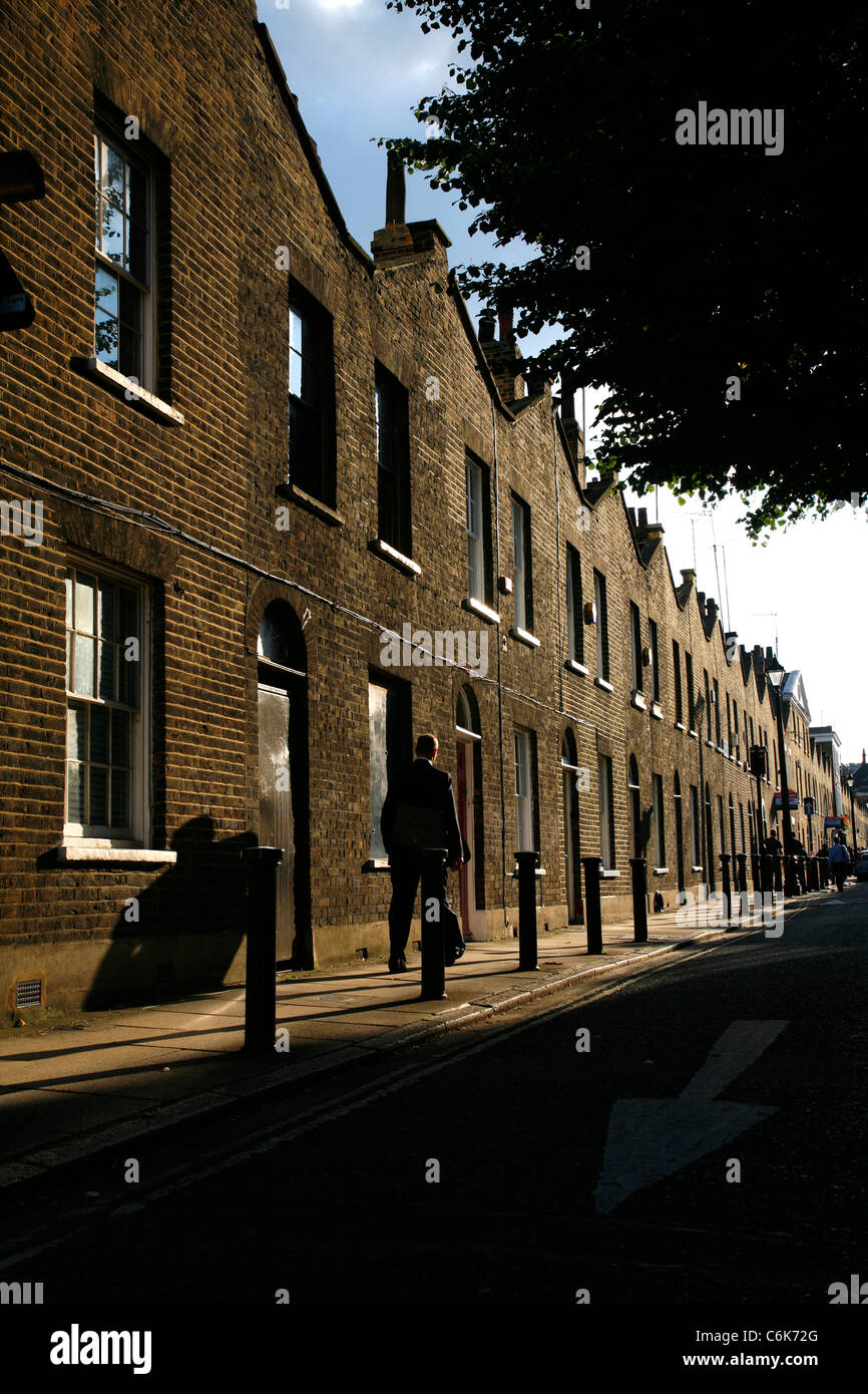 Victorian terrace housing hi-res stock photography and images - Alamy