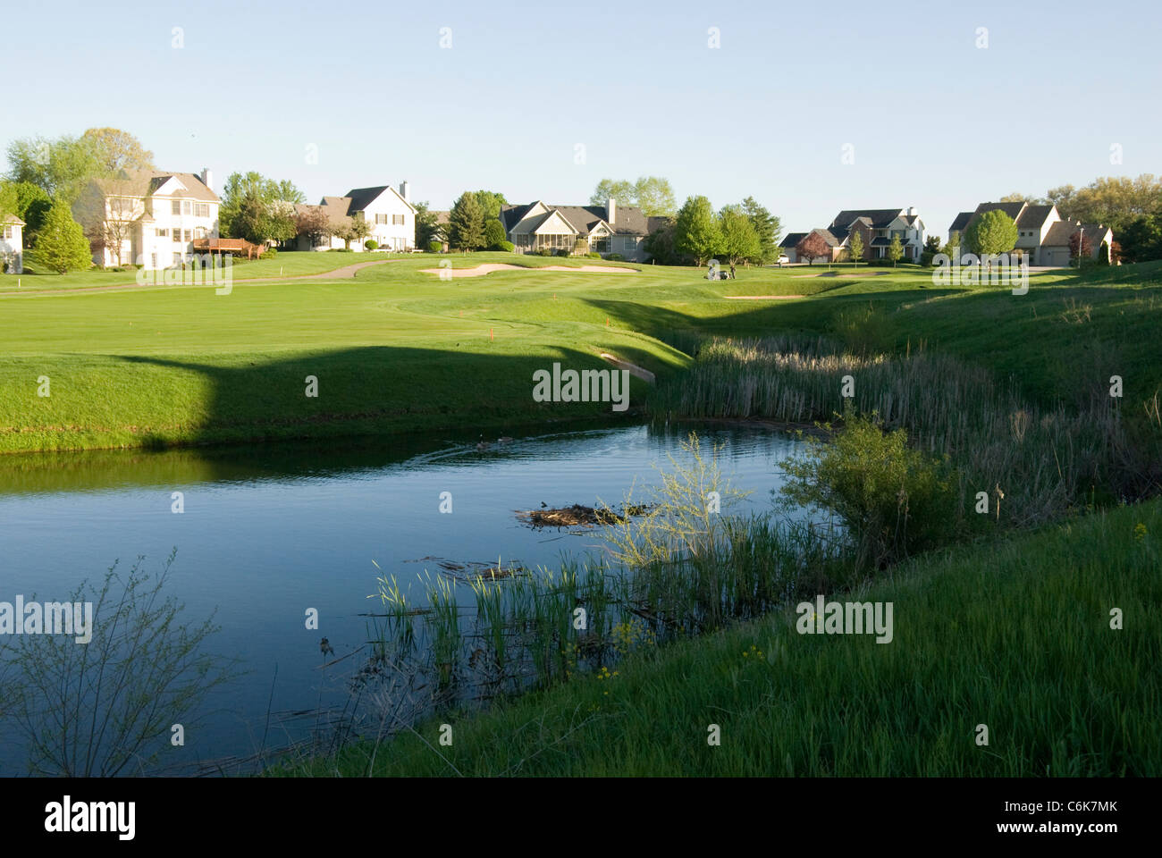 Suburban golf course hi-res stock photography and images - Alamy