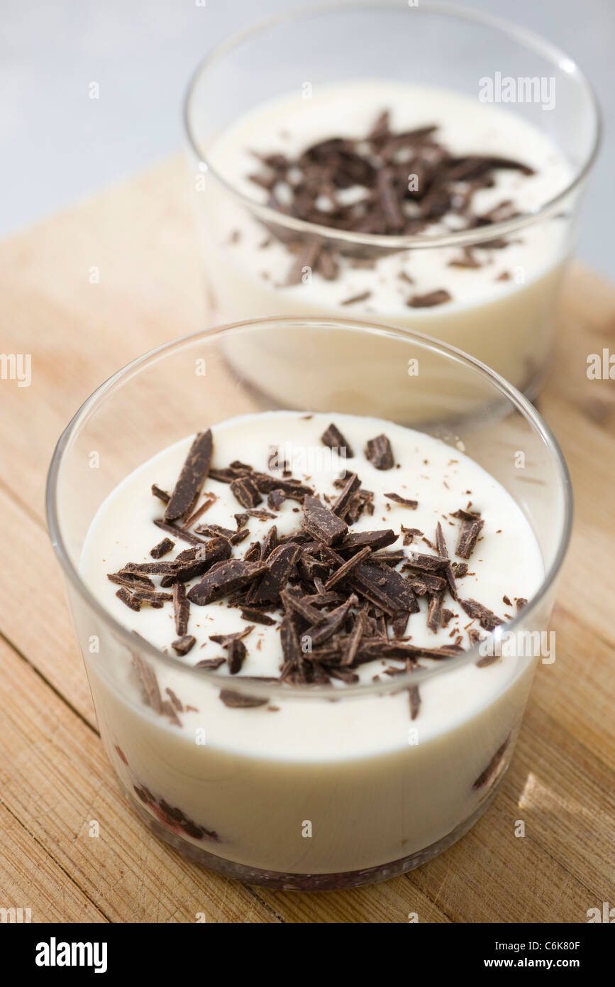 Chocolate trifle english cuisine hi-res stock photography and images ...