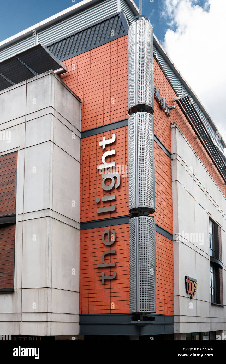 Shopping centre in leeds hi-res stock photography and images - Alamy