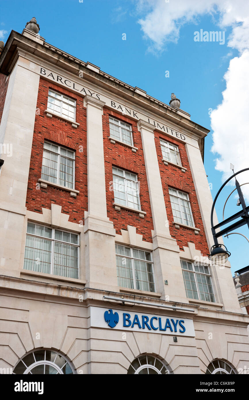 Barclays bank hi-res stock photography and images - Alamy