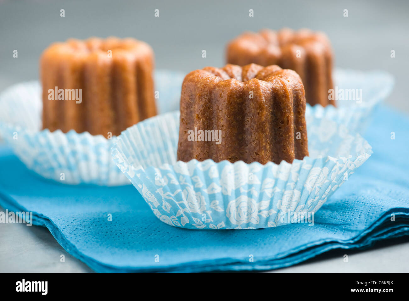 Canneles de Bordeaux Stock Photo - Alamy