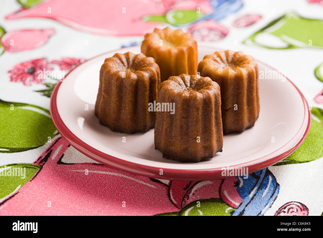 Canneles de Bordeaux Stock Photo - Alamy