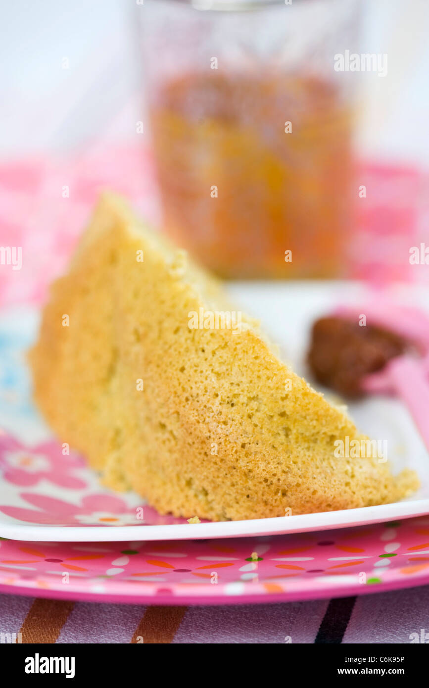 Savoy cake hi-res stock photography and images - Alamy