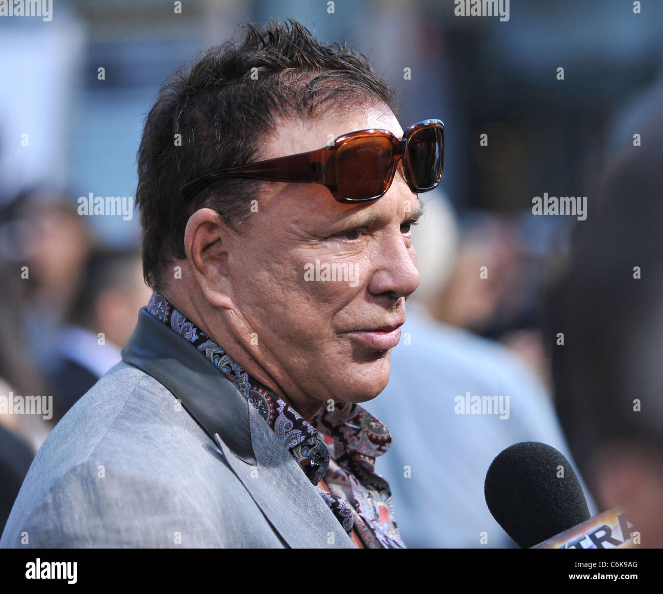 Mickey Rourke Los Angeles Premiere of 'The Expendables' held at Grauman ...