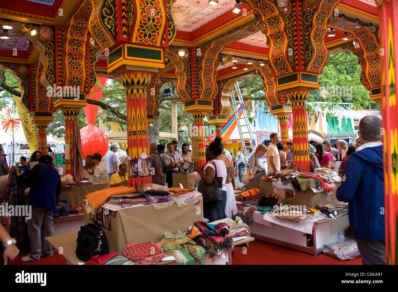 Indian bazaar colour hi-res stock photography and images - Alamy