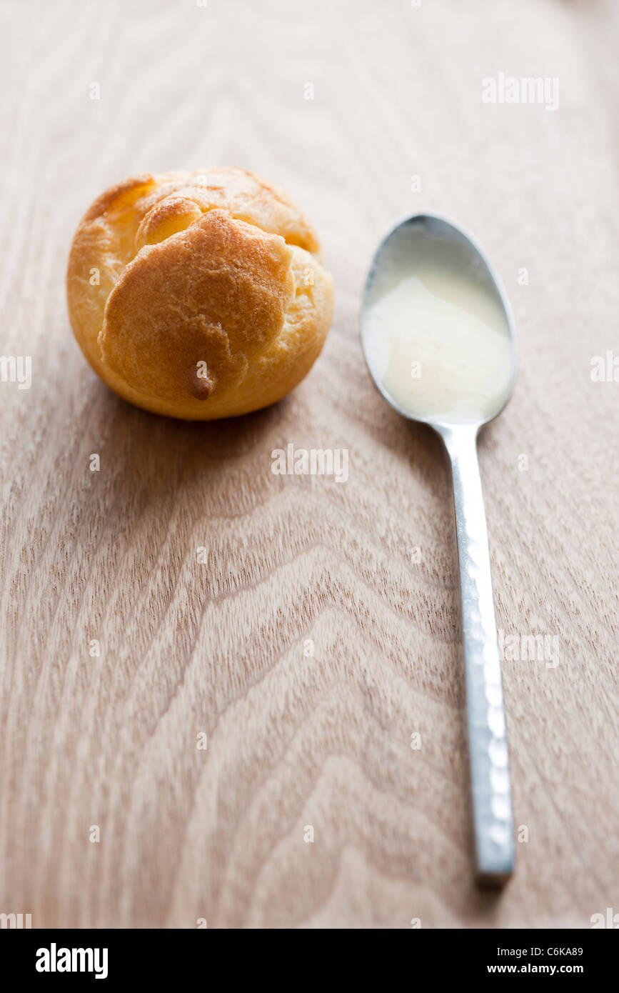 Cream puffs from above hi-res stock photography and images - Alamy