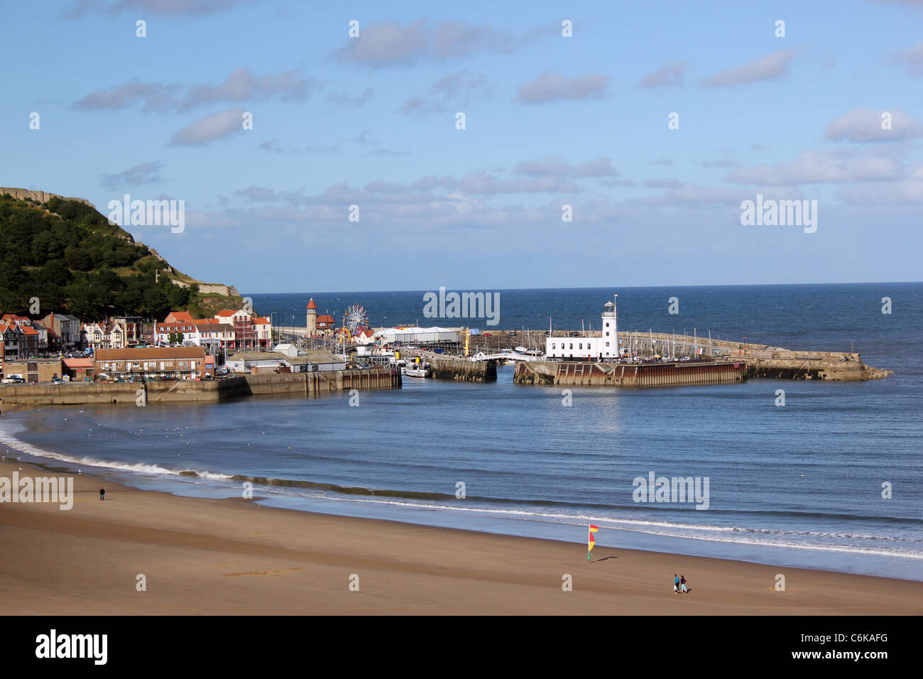 Scarborough seafront hi-res stock photography and images - Alamy
