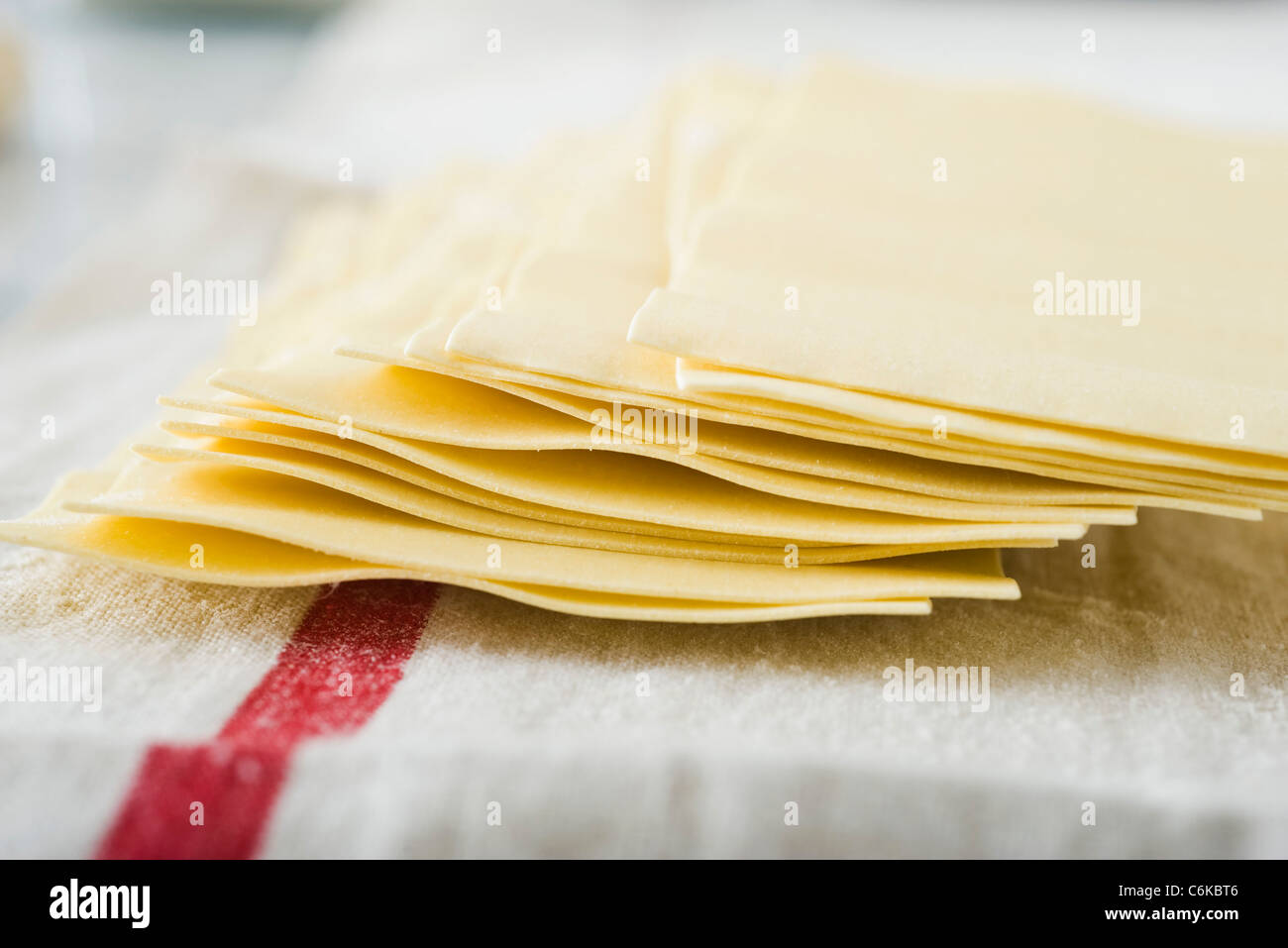 Skinny pasta hi-res stock photography and images - Alamy