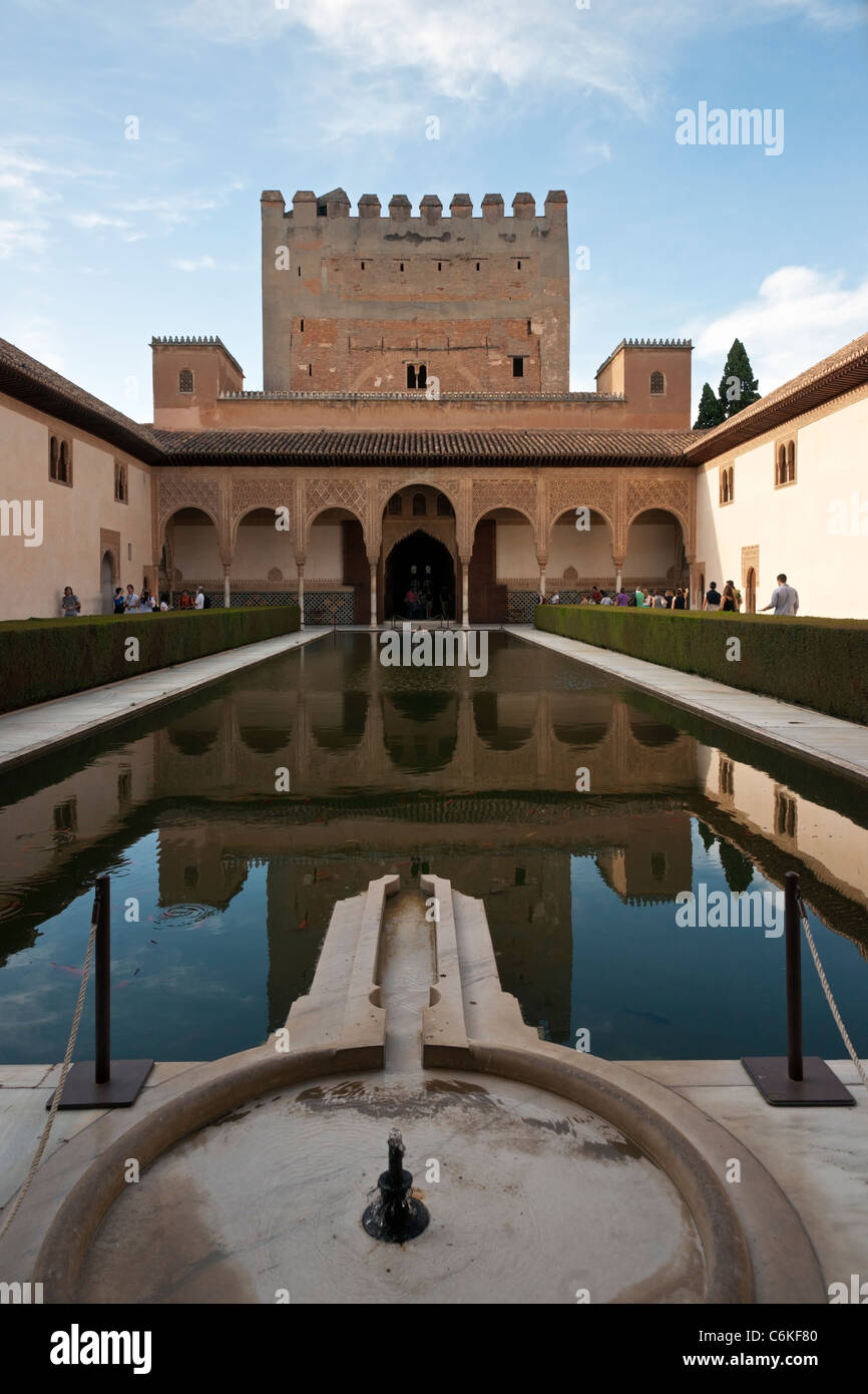 Tower comares patio de hi-res stock photography and images - Alamy