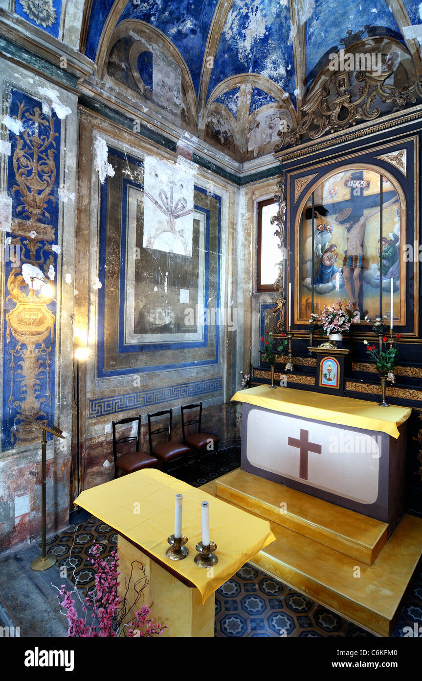 ancient church design bramante Stock Photo - Alamy