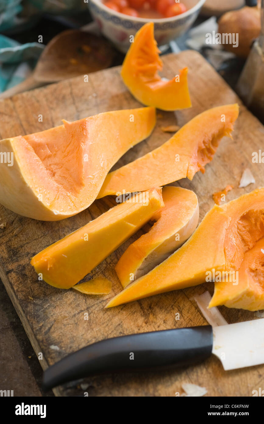 Chopping butternut squash hi-res stock photography and images - Alamy