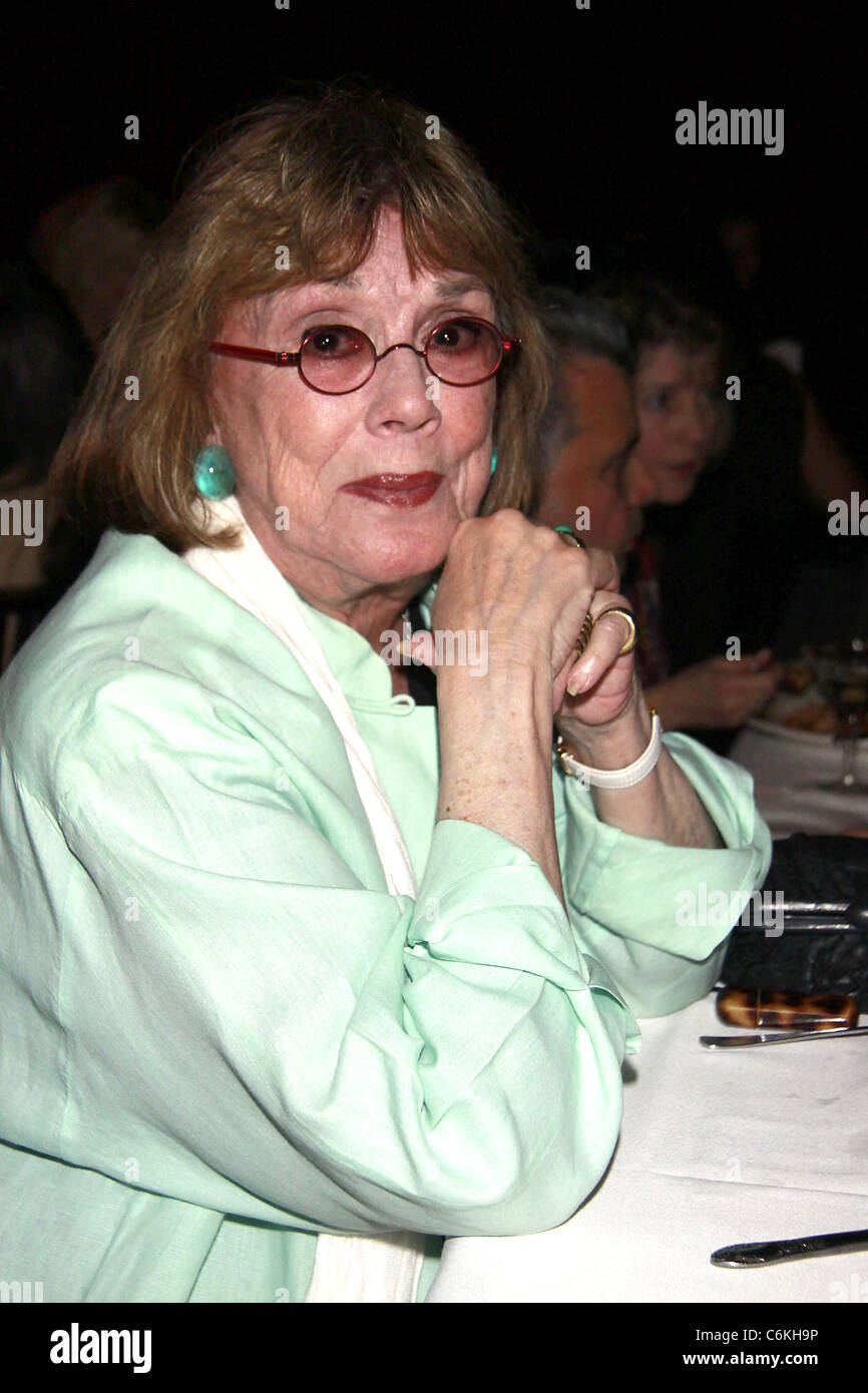 Phyllis newman hi-res stock photography and images - Alamy