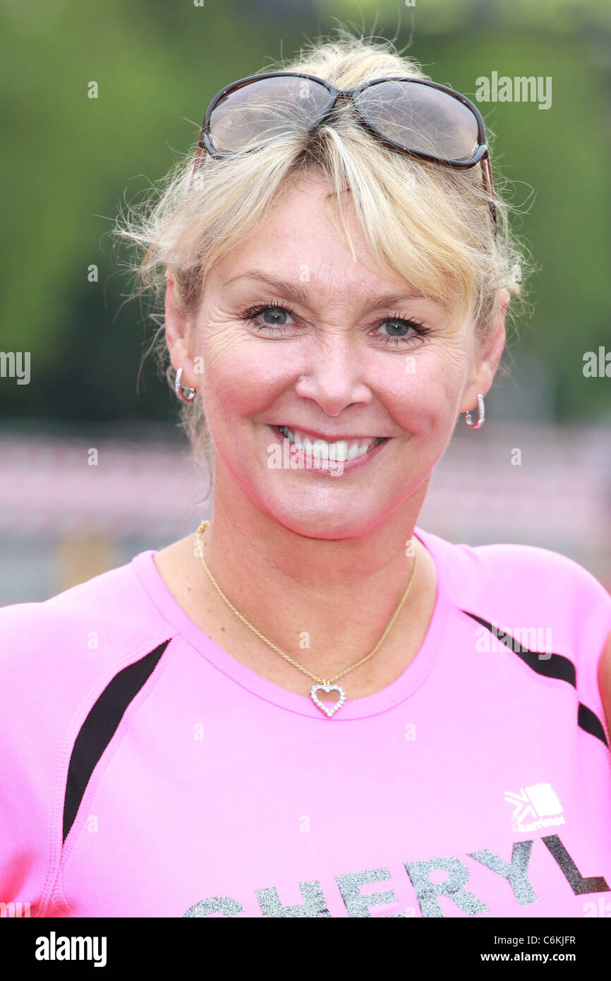 Cheryl Baker The 2011 London Marathon London, England - 17.04.11 Lia ...