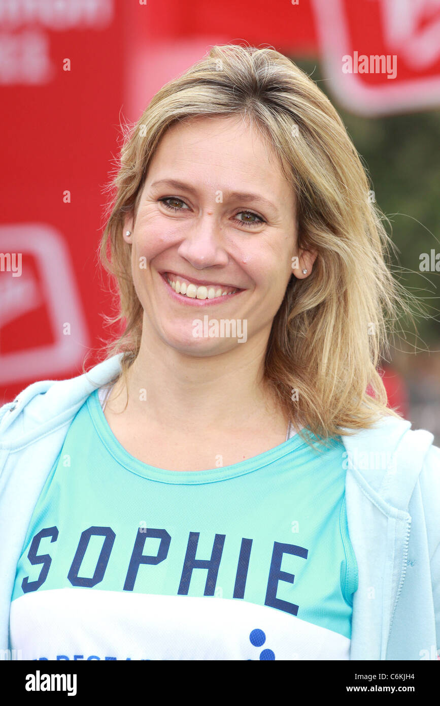 Sophie Rayworth The 2011 London Marathon London, England - 17.04.11 Lia ...