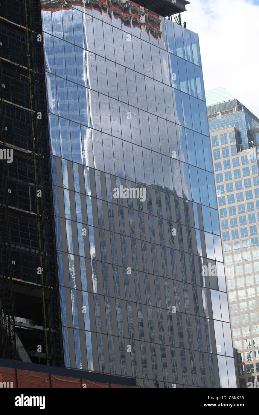 Freedom tower construction hi-res stock photography and images - Alamy