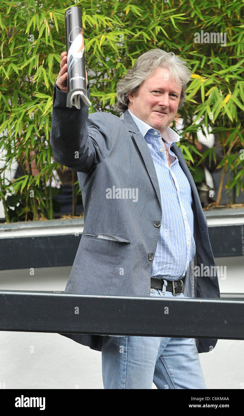 Charles lawson hi-res stock photography and images - Alamy