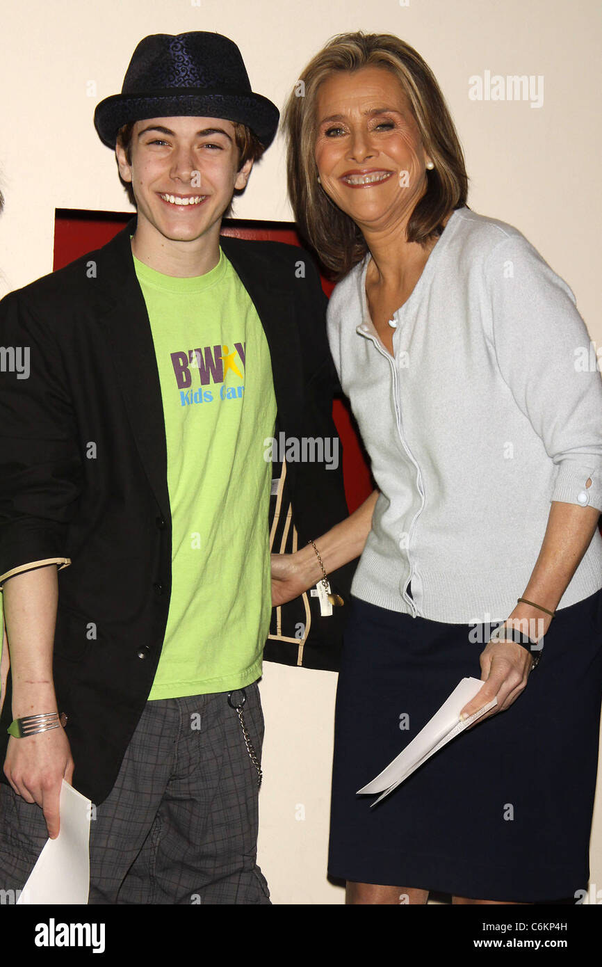 Henry Hodges and Meredith Vieira The 14th Annual 'Kids' Night On ...