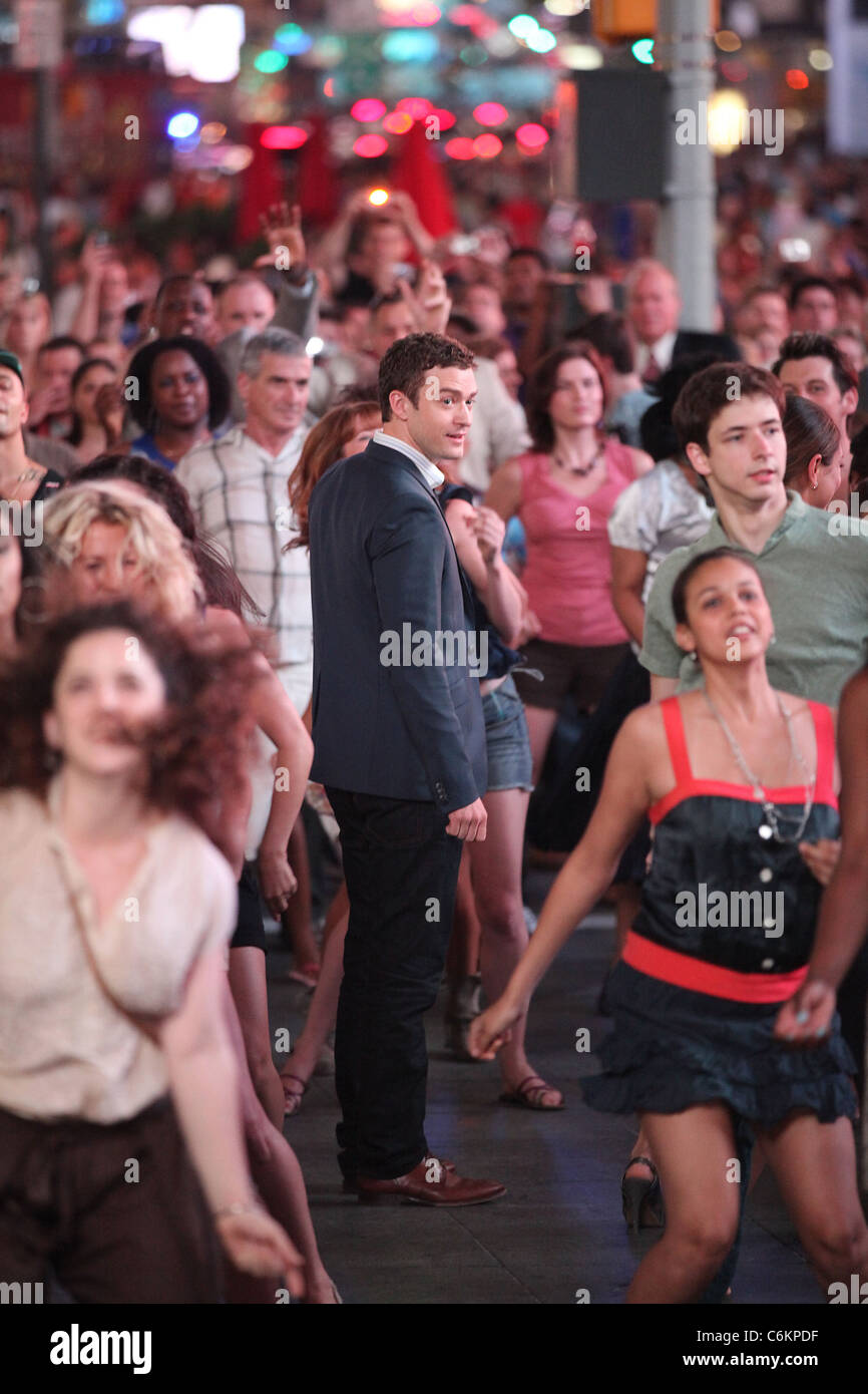 Cast Of Friends Filming High Resolution Stock Photography and Images ...