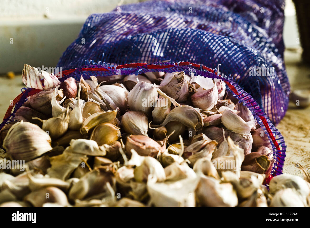 Sacks garlic hi-res stock photography and images - Alamy