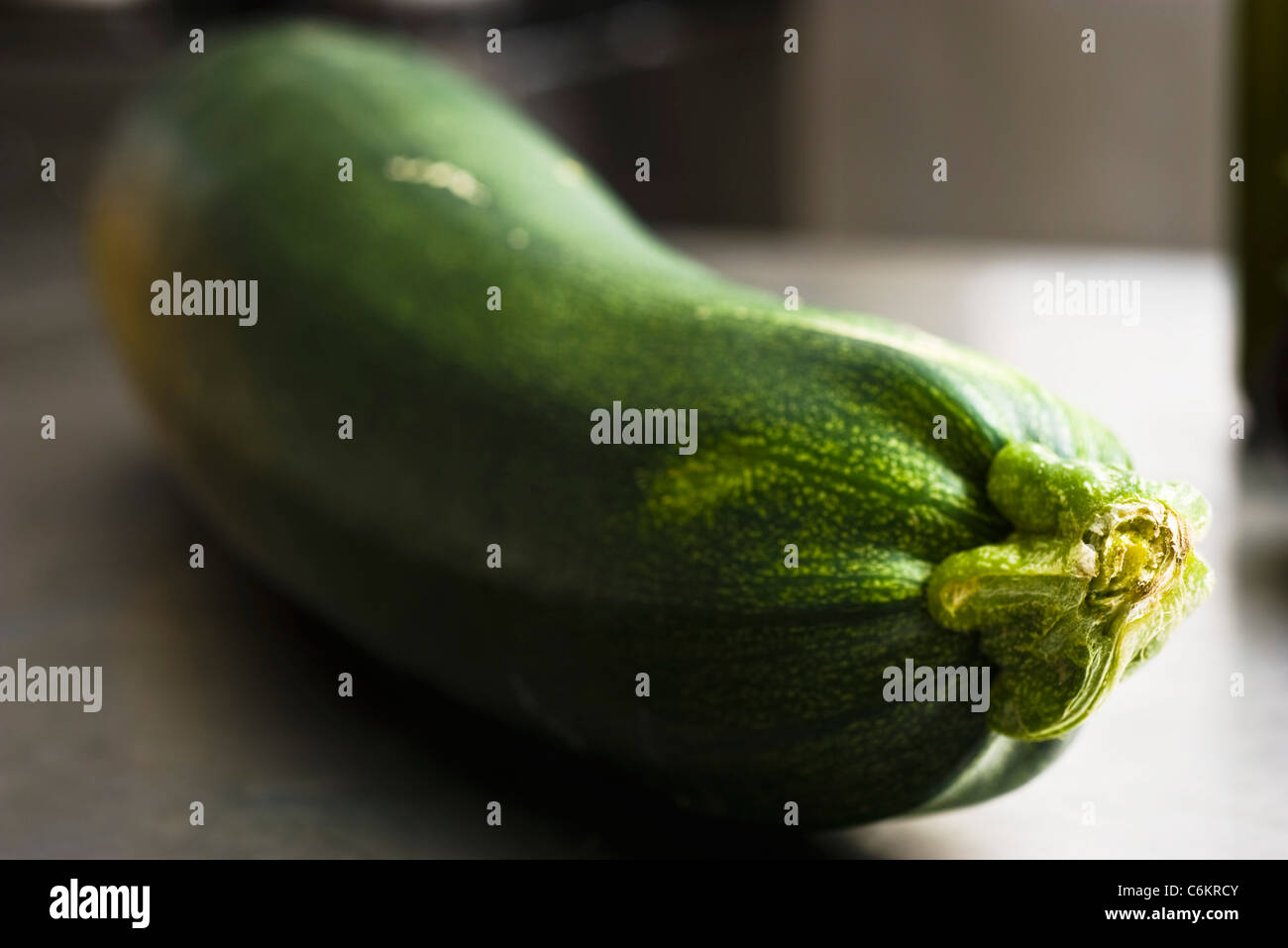 Zucchini images hi-res stock photography and images - Alamy