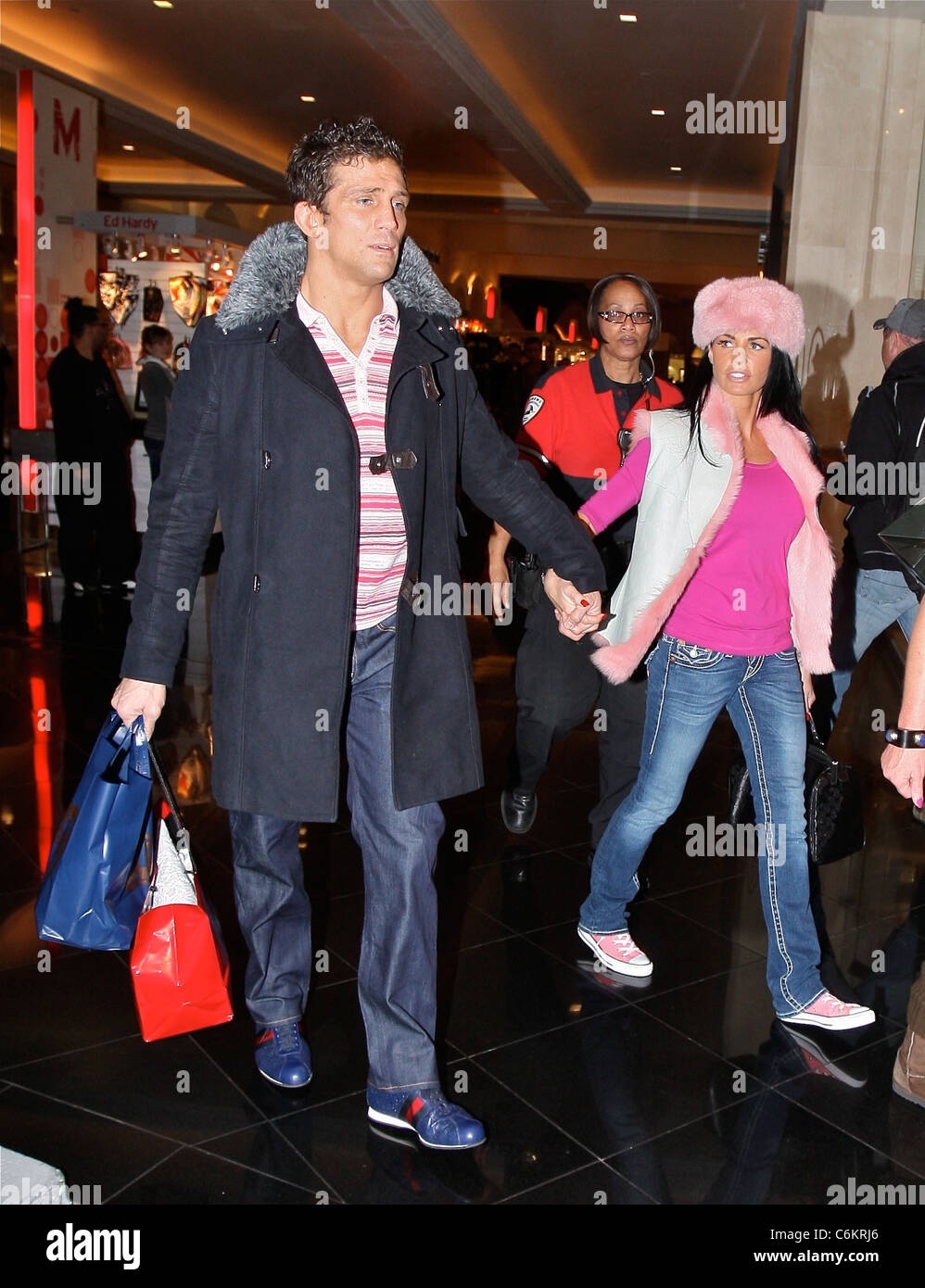 Alex Reid and Katie Price, aka Jordan holding hands while shopping ...