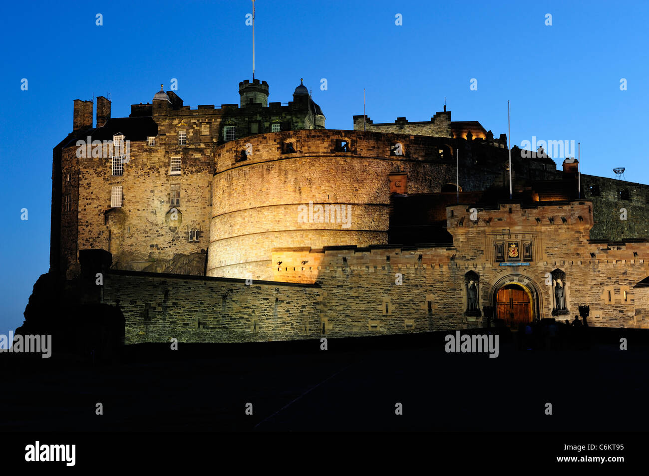 Ramparts edinburgh castle hi-res stock photography and images - Alamy
