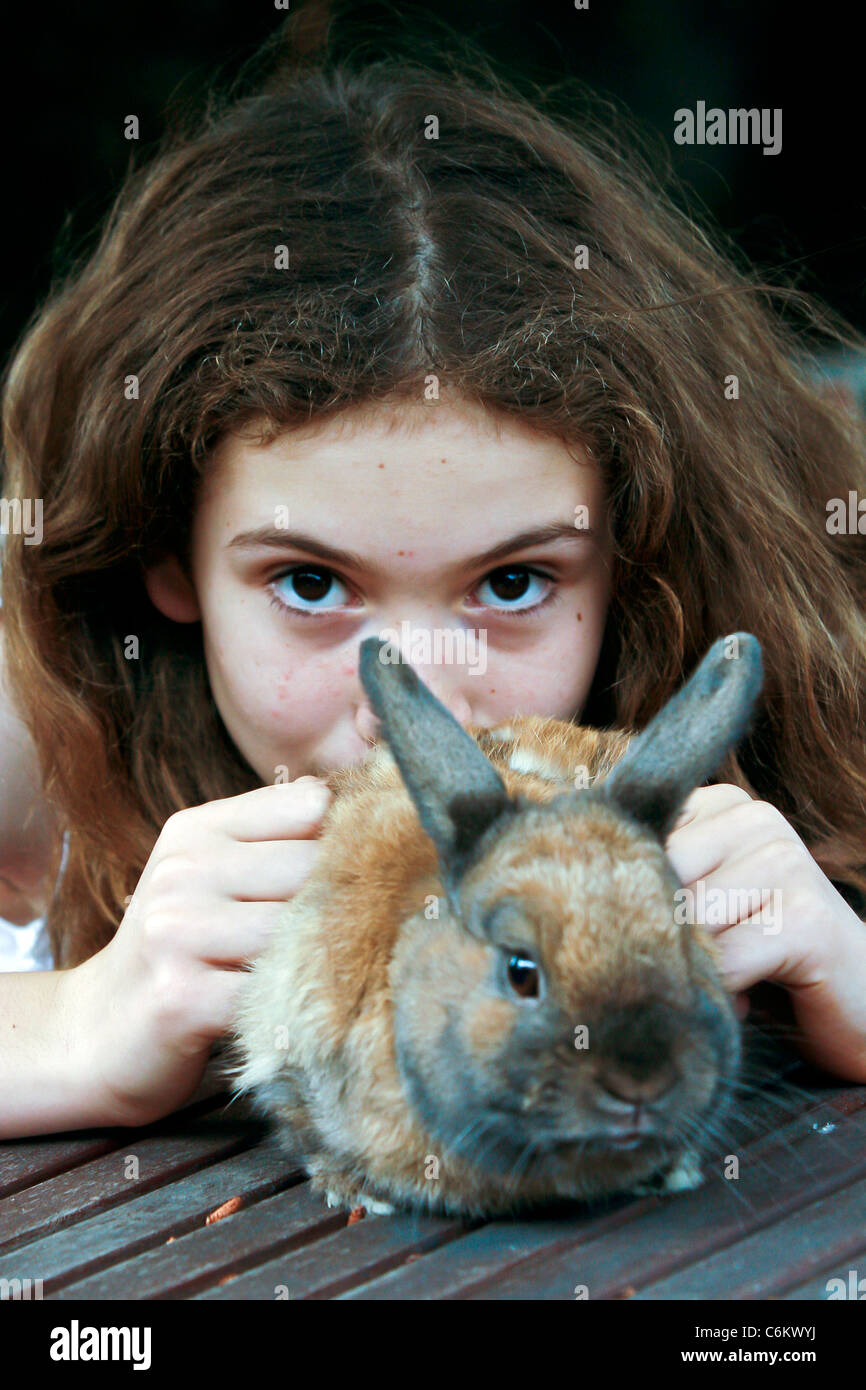 Buck teeth hi-res stock photography and images - Alamy