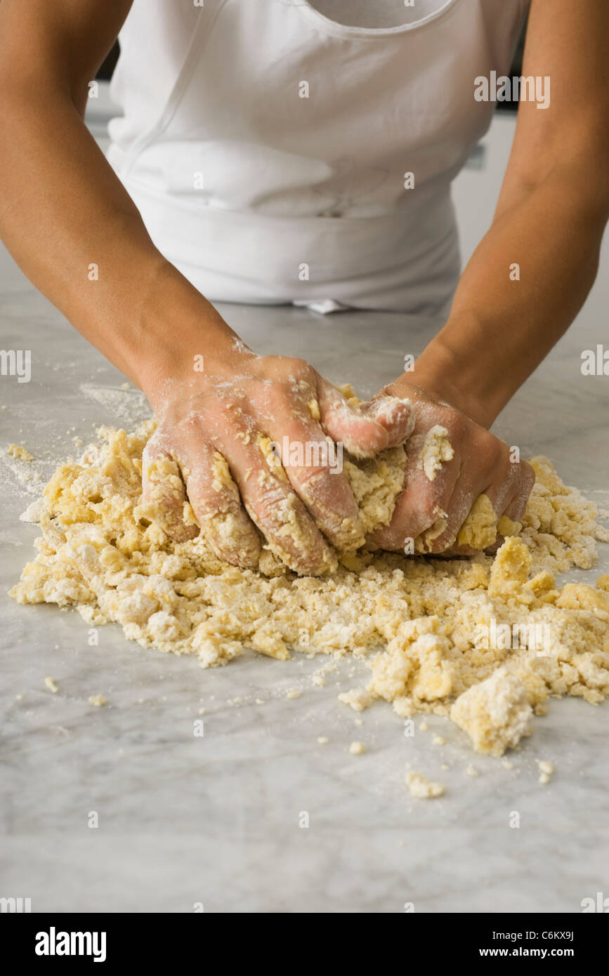 Shortcrust pastry dough hi-res stock photography and images - Alamy