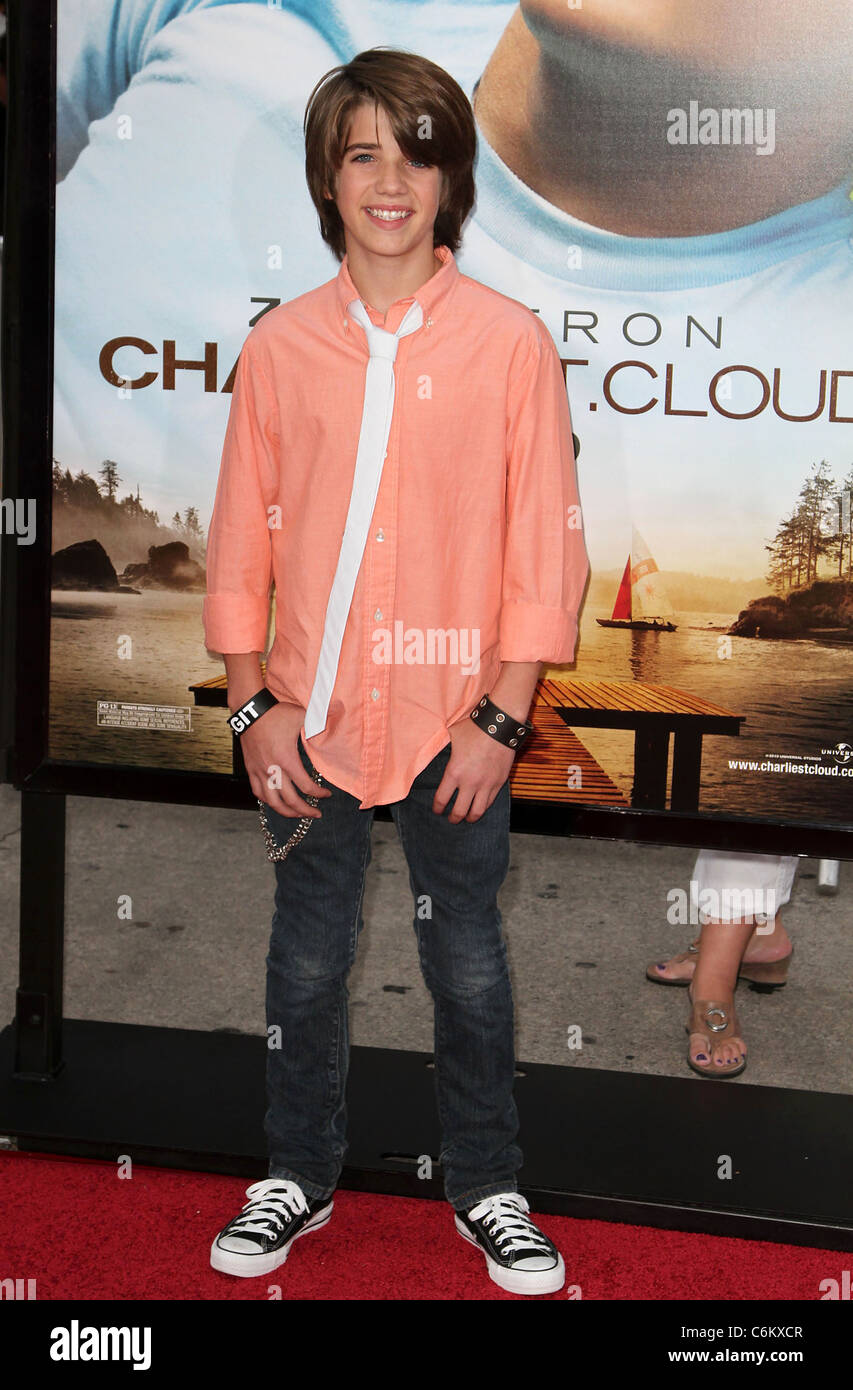 Los angeles premiere held at the regency village theatre westwood hi ...
