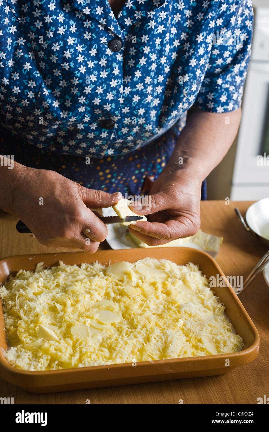 Grated gratin hi-res stock photography and images - Alamy