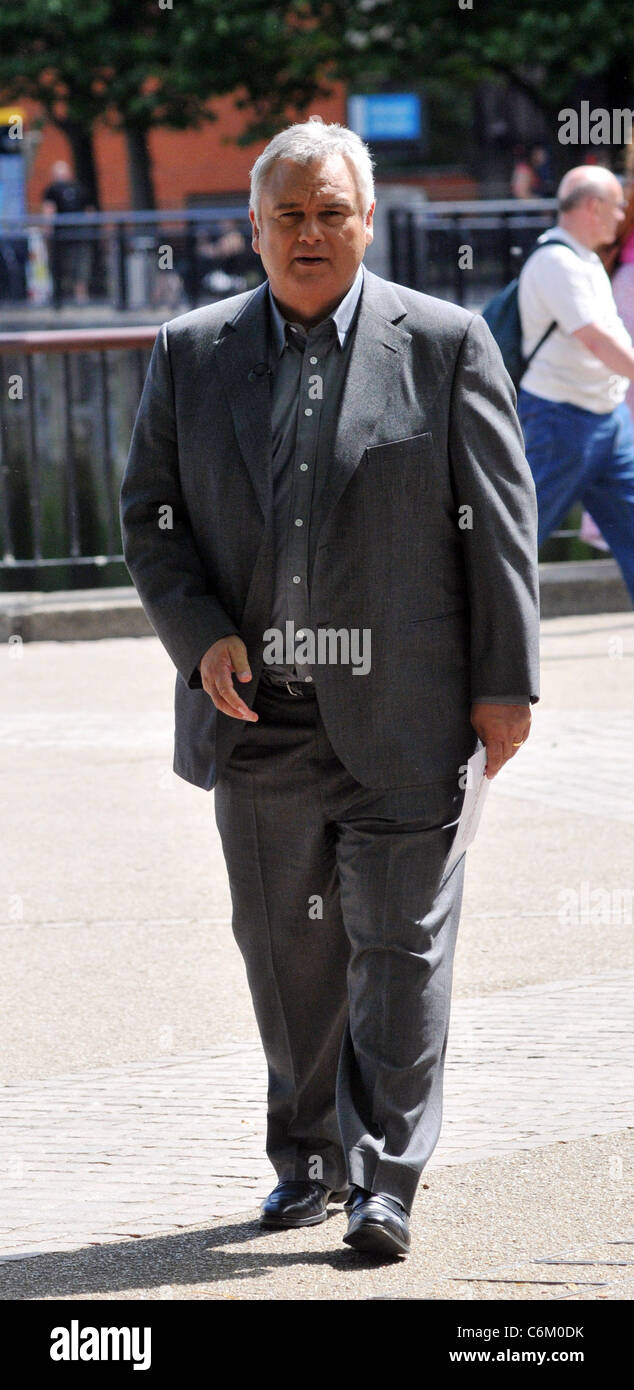 Holmes filming outside the itv studios for this morning london hi-res ...