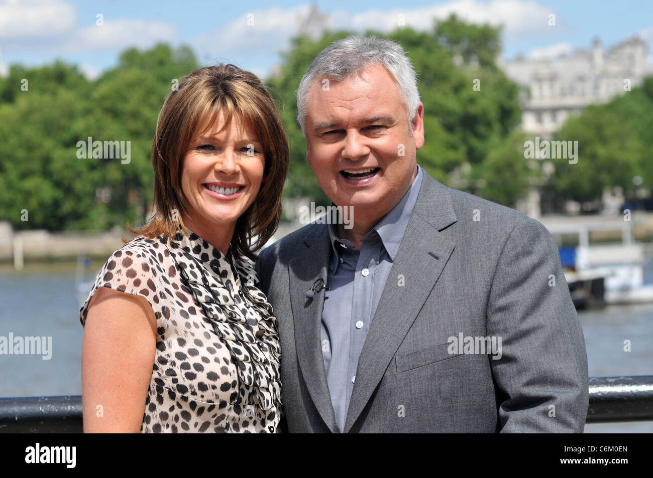 Newlyweds Ruth Langsford and Eamonn Holmes filming outside the ITV ...