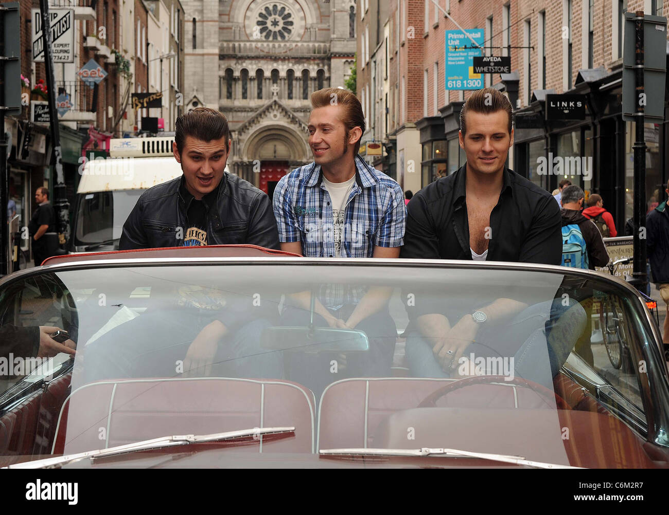 German rock and roll band, The Baseballs at Eddie Rockets Diner ...