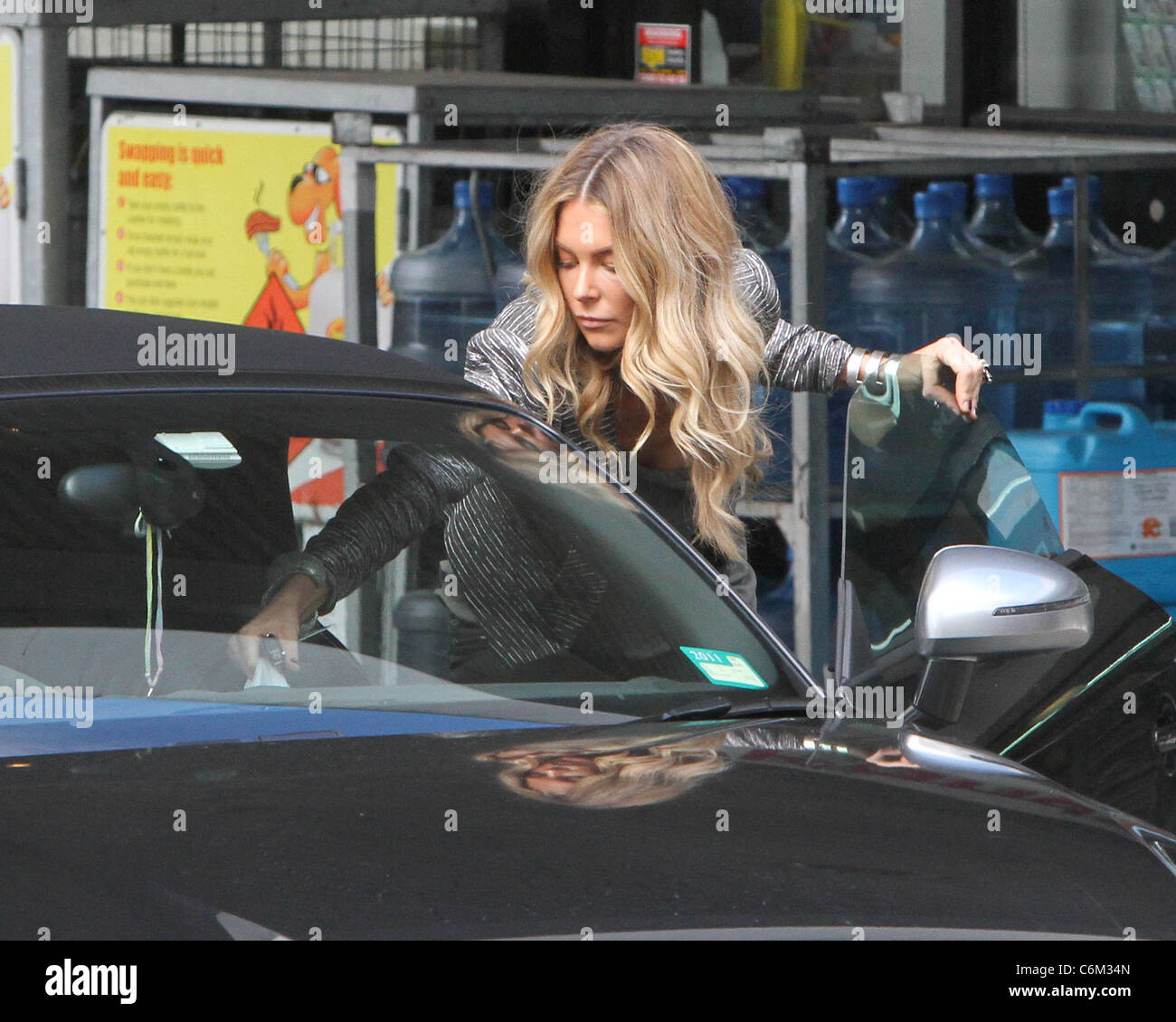 Myer's summer swimwear collection 2010 11 frontwoman Jennifer Hawkins ...