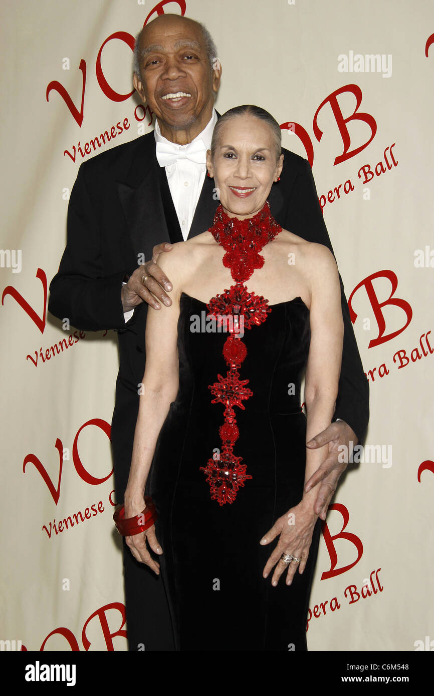 Geoffrey Holder Annie