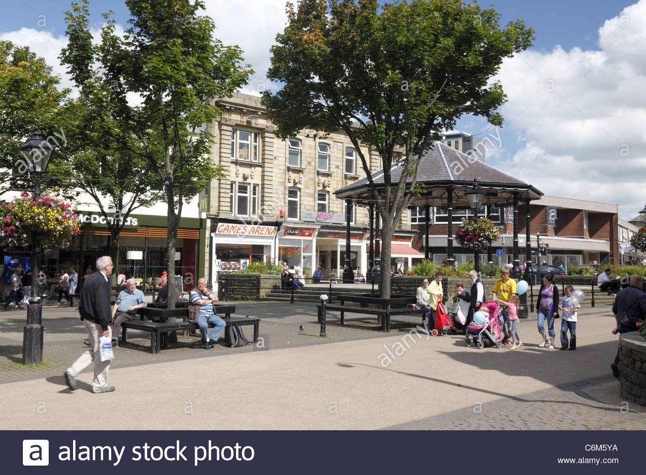 Burnley Town Centre High Resolution Stock Photography and Images - Alamy