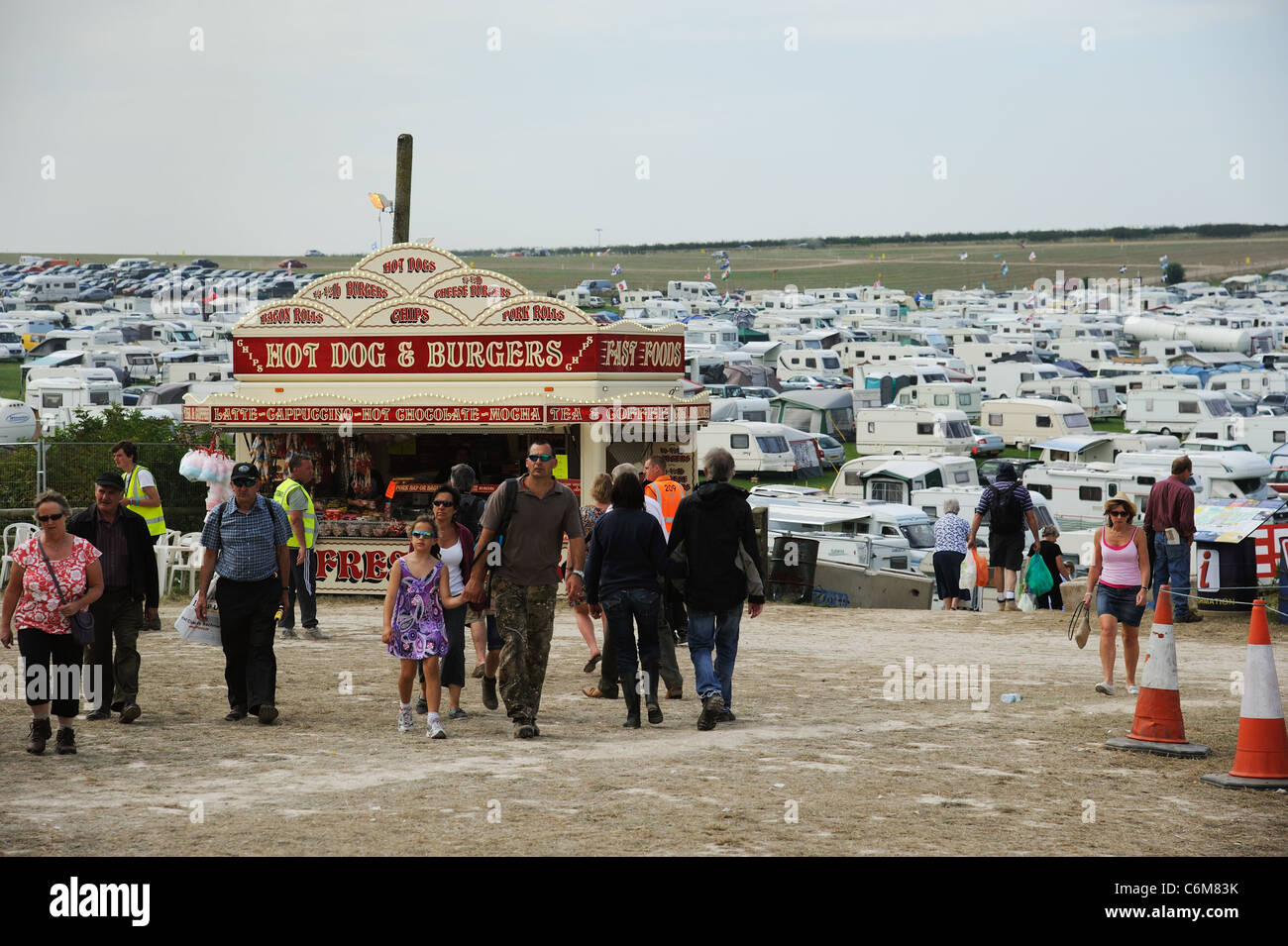 Mobile hot food caravan hi-res stock photography and images - Alamy