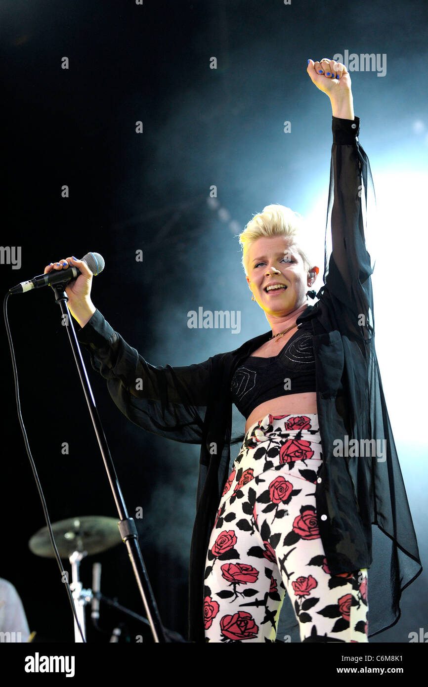 Robyn performs on stage at the Molson Canadian Amphitheatre Toronto ...