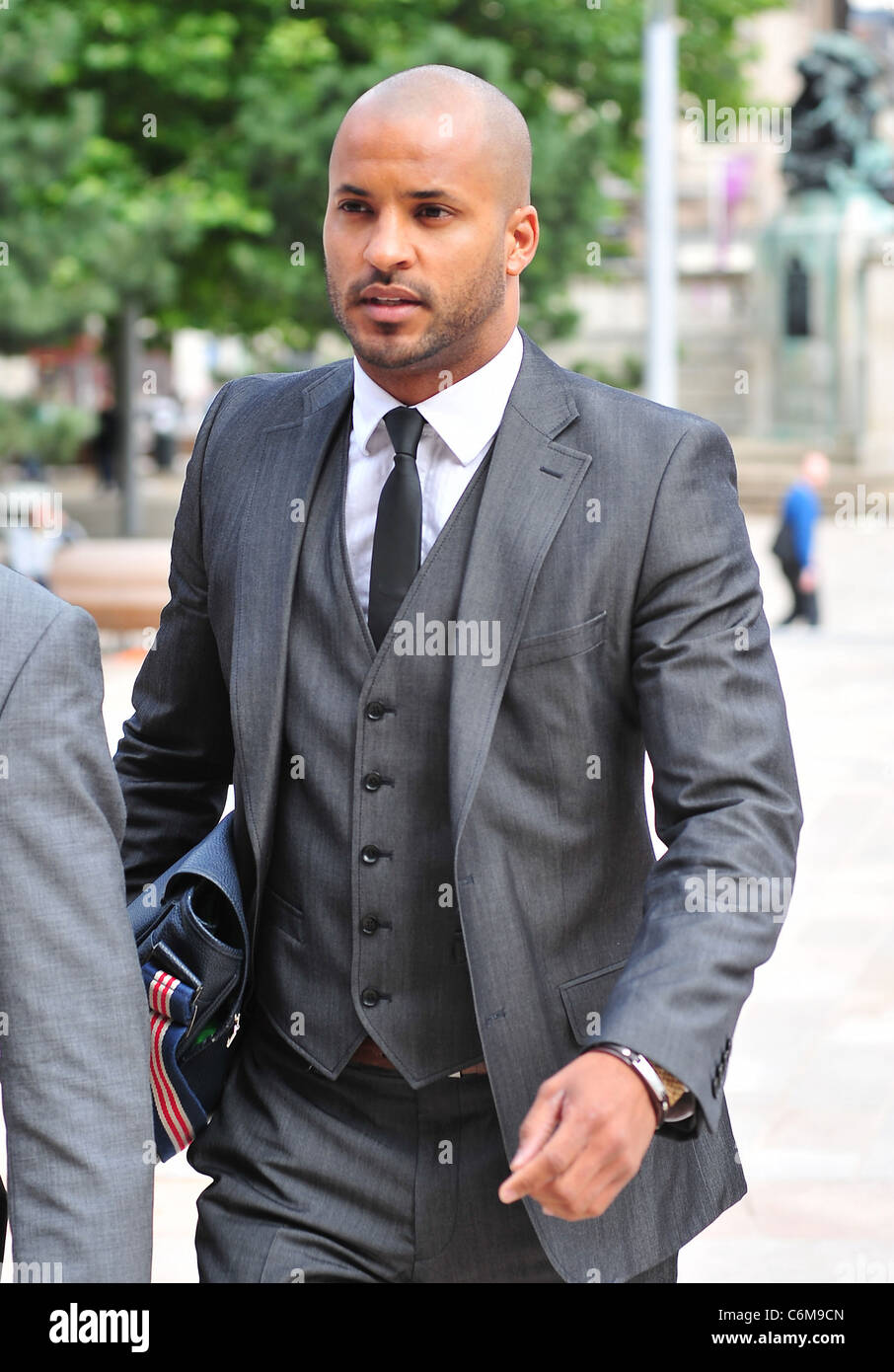 Arriving at liverpool crown court hi-res stock photography and images ...