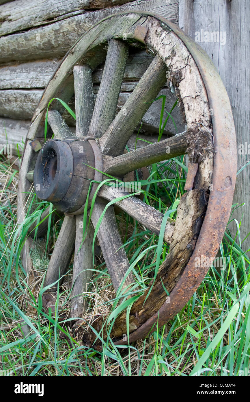 Old wheel Stock Photo - Alamy