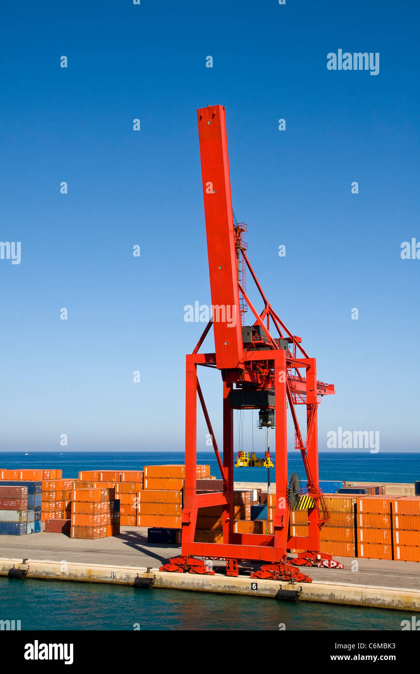 Dockyard machinery hi-res stock photography and images - Alamy
